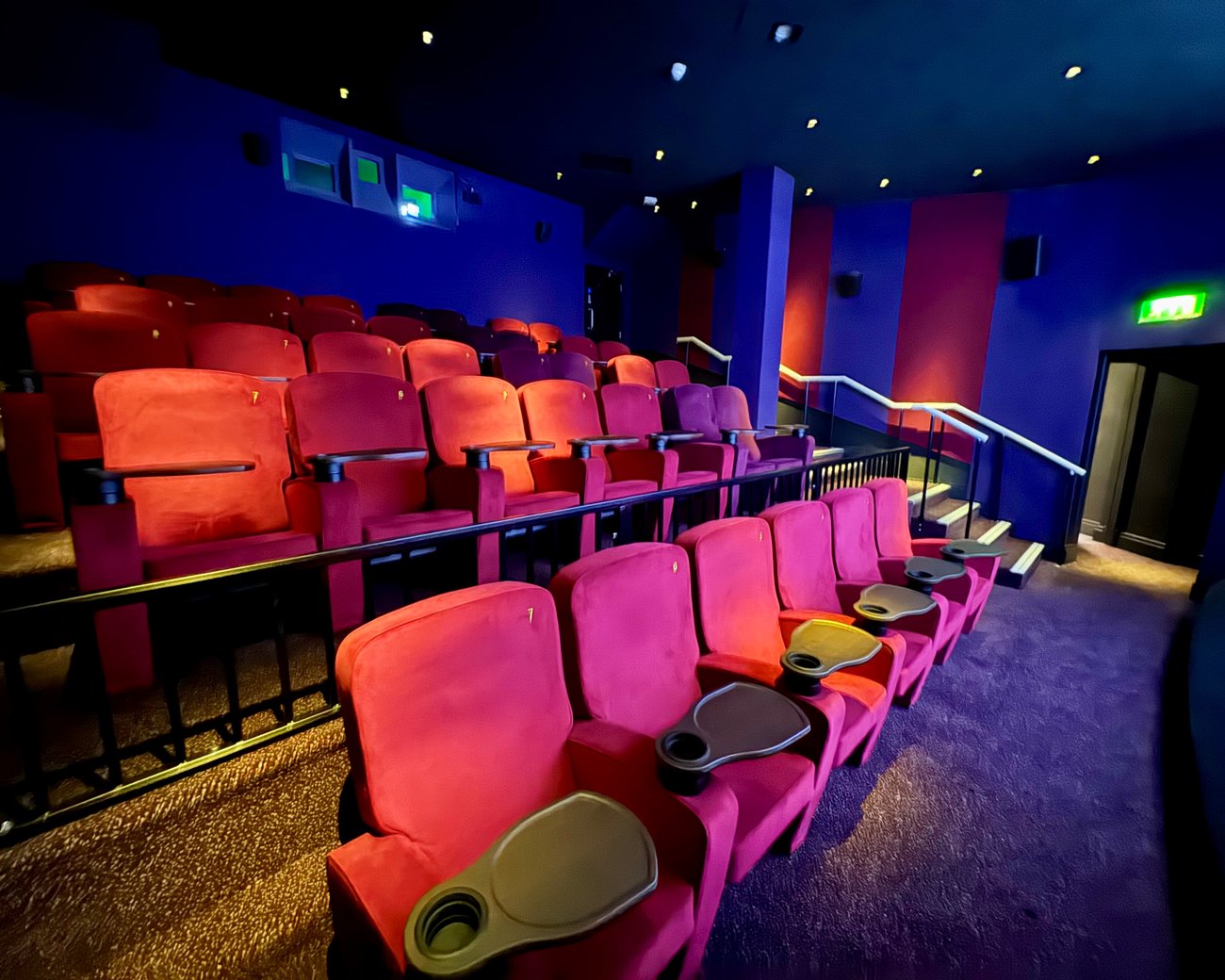 Home | Independent Cinema & Theatre in Hertfordshire - Broadway Cinema ...
